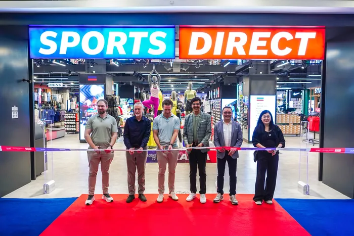 Resmi Dibuka, Sports Direct Jadi Destinasi Tempat Belanja Perlengkapan ...