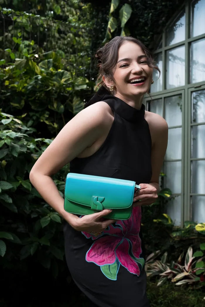 Beda Gaya, Begini OOTD Enzy Storia dan Gabriella Ekaputri Pakai Dress ...