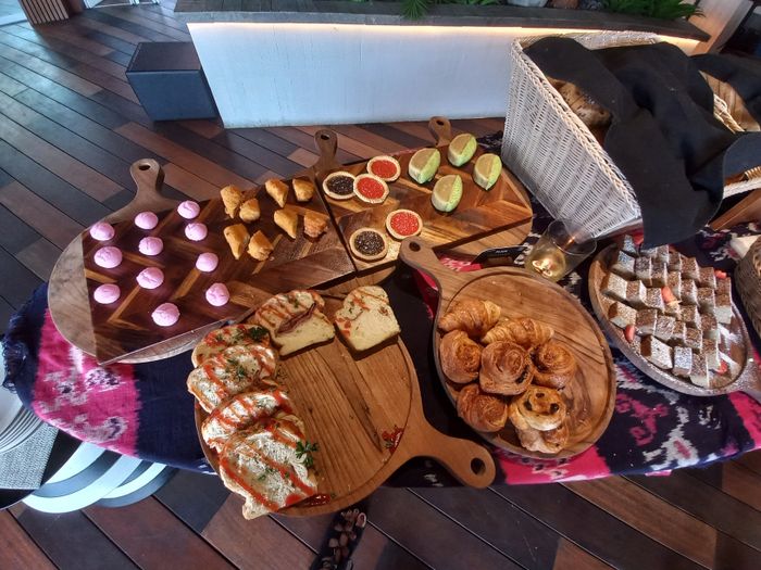 Review Hotel TRIBE Bali Kuta Beach, Harga Rp1 Jutaan 1 Menit dari ...