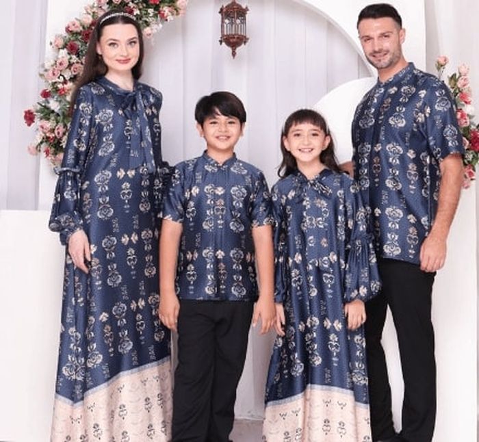 Rekomendasi Baju Sarimbit Lebaran Rating Tertinggi di Shopee, Apa Saja ...