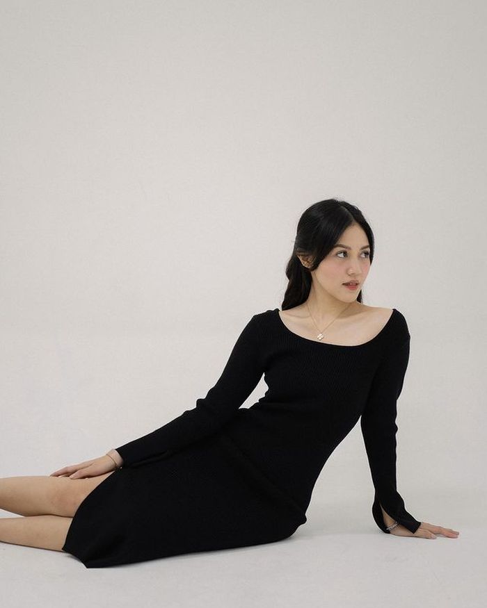 5 Gaya Fashion Shasa Zhania yang Viral di TikTok, Feminin dan Cheerful ... 5 Gaya Fashion Shasa Zhania yang Viral di TikTok, Feminin dan Cheerful ...