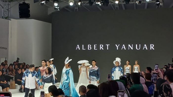 3 Desainer Persembahkan The Magical Fragrance of Confidence Fashion ...