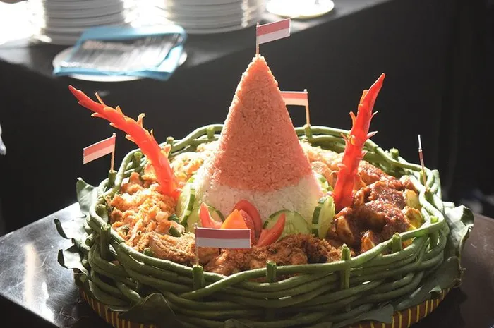 BERITA TERPOPULER WELLNESS: Makanan Khas Perayaan 17 Agustus hingga ...