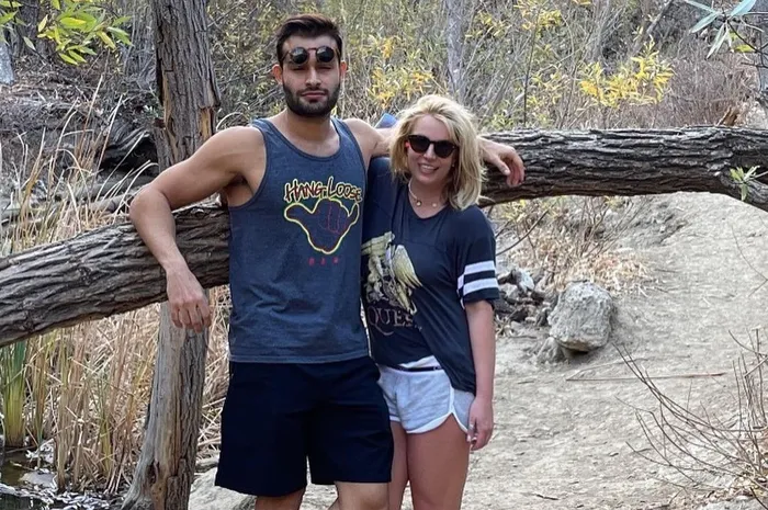 Britney Spears dan Sam Asghari Resmi Menikah, Mantan Suami Terobos ...