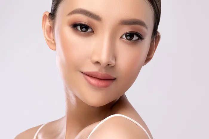 Tata Rias Semipermanen Makin Diminati, Apa Saja yang Termasuk? - Parapuan