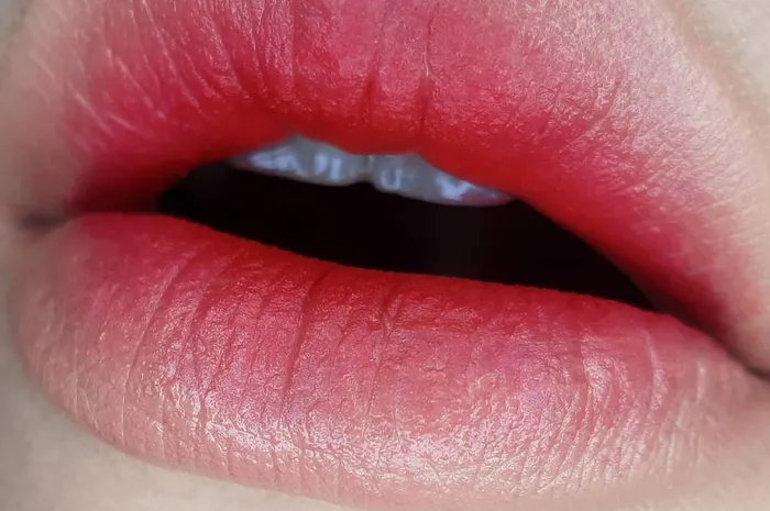 Kembali Viral di TikTok, Ini Cara Mudah Buat Makeup Popsicle Lips ...