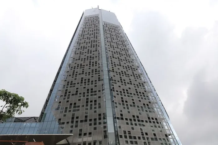 Intip Sejarah dan Makna Menara Kompas, Viral Usai Curi Perhatian Song ...