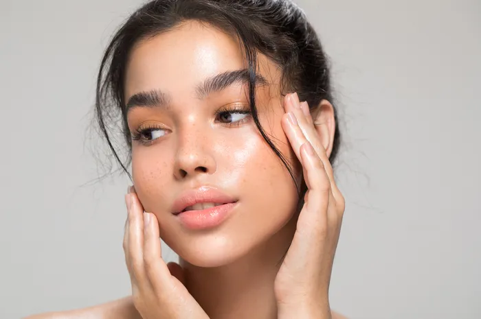 Viral di TikTok, Ini Tips agar Tampilan Makeup Terlihat Flawless - Parapuan