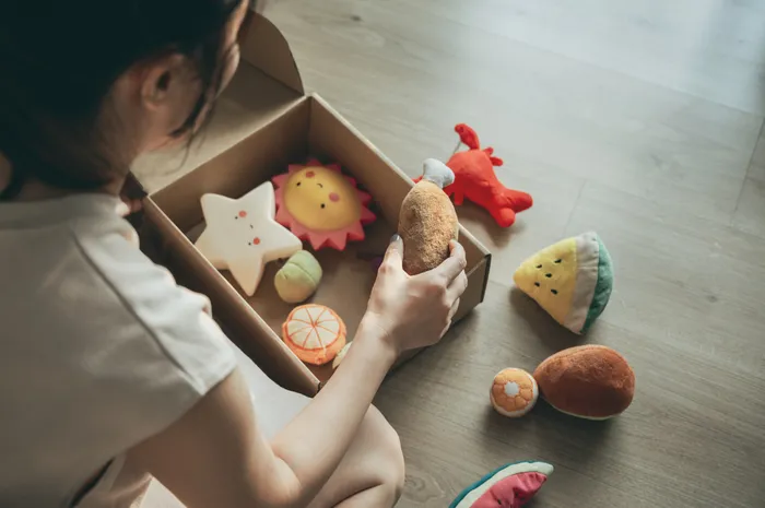 Istilah Kidult Viral di TikTok, Orang Dewasa Mengoleksi Mainan Anak ...