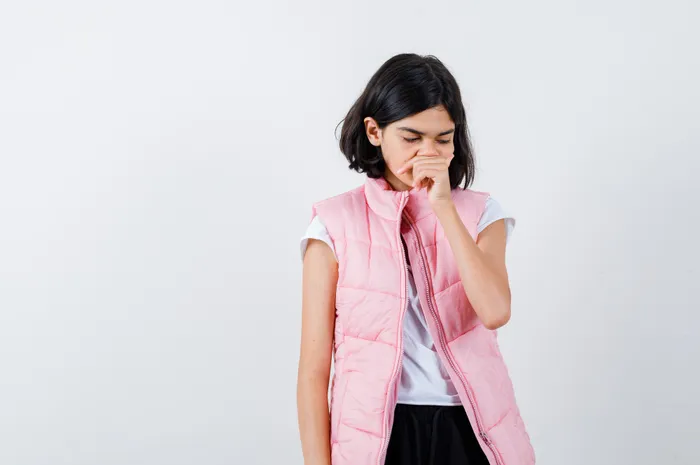 Pakar Sebut Batuk pada Anak Bukan Hanya Karena Kuman Penyakit - Parapuan