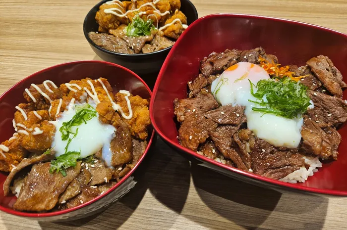 Ini Yakiniku Donburi Khas Jepang Wajib Coba di AEON Kota Wisata - Semua Halaman - Parapuan
