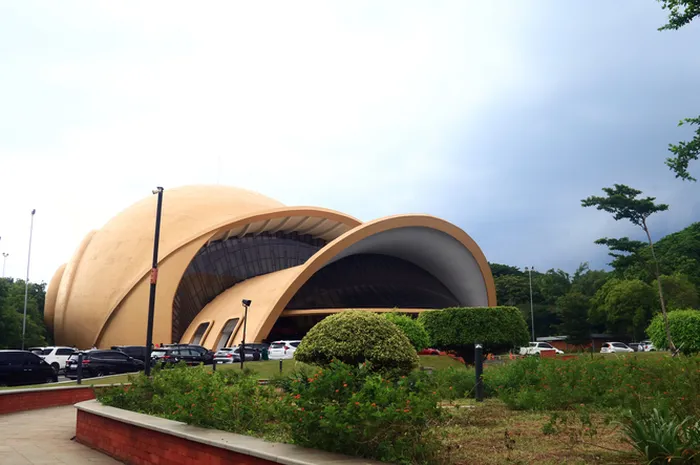 Jadi Tempat Wisata Favorit di Jakarta, Segini Harga Tiket Masuk TMII ...