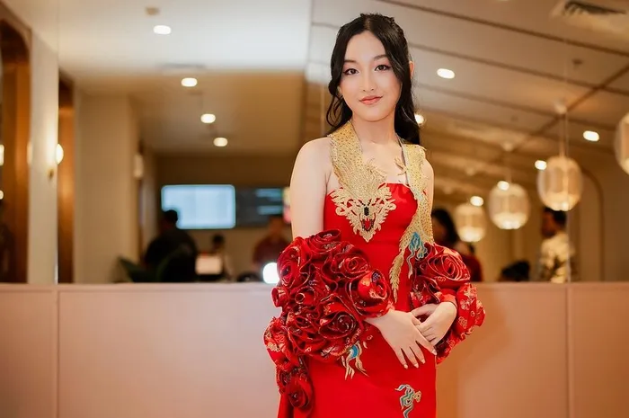 Malea Emma Jadi Karakter Perempuan di Film Dilan 1983: Wo Ai Ni - Parapuan