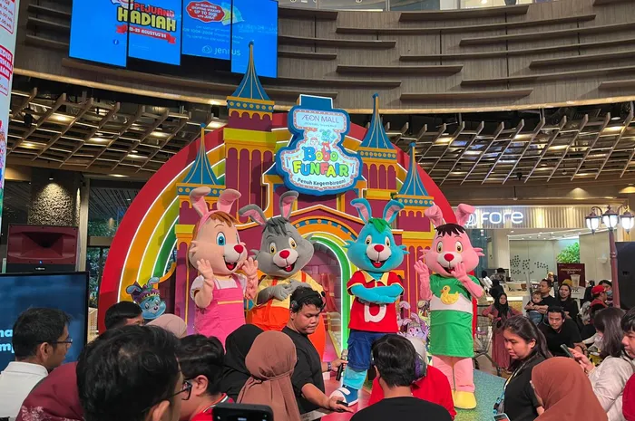 Masih Ada Waktu, Intip Serunya Meet & Greet Keluarga Bobo di Bobo Funfair 2024 - Parapuan