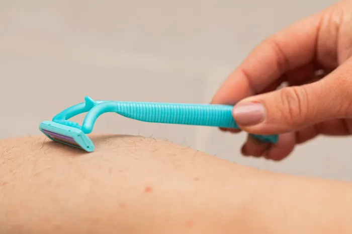 Penyebab dan Cara Mengatasi Razor Bumps, Benjolan Iritasi Kulit Akibat ...