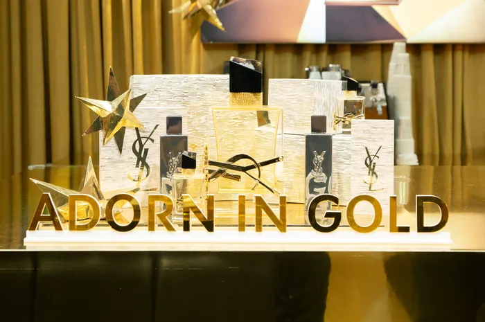 YSL Beauty Hadirkan Hadiah Limited-Edition Mewah di Pop-up Terbesar di ...