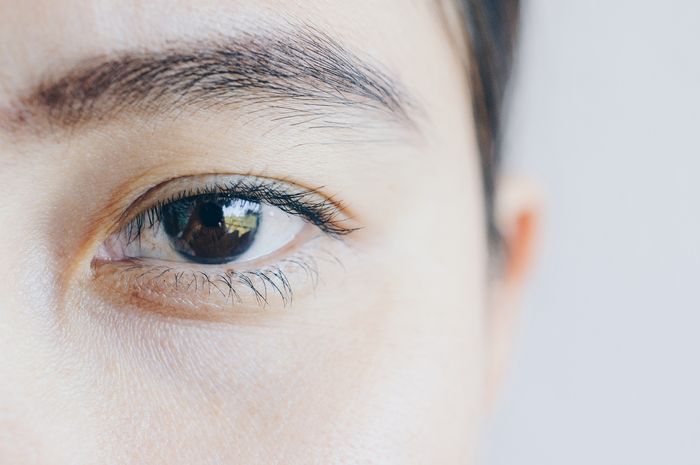 Kerap Disepelekan, Kenali Gejala Mata Tiroid yang Ancam Ketajaman Mata ...