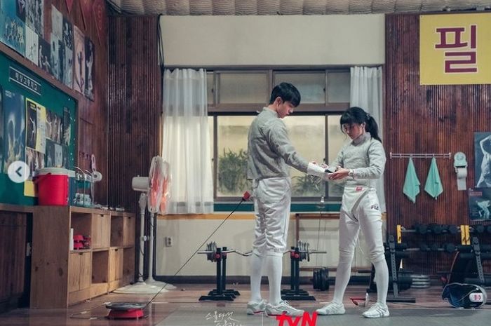 Ingin Belajar Anggar Seperti di Drama Twenty Five Twenty One, Ini Tipsnya - Parapuan