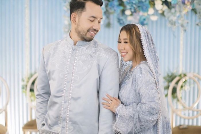 Ovarium Kiri Kiky Saputri Diangkat, Ini Tanda Kista Ovarium Membesar - Parapuan