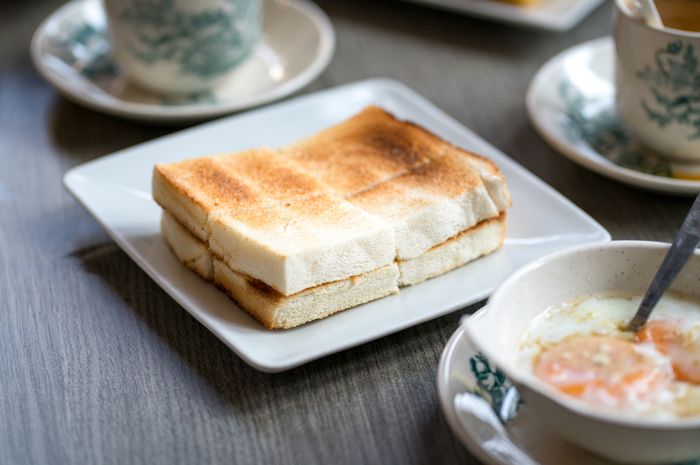 3 Tips Membuat Kaya Toast ala Chef Luvita Ho yang Viral di TikTok ...