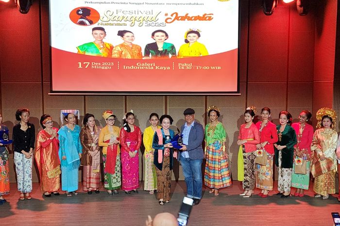 Intip Jenis Sanggul di Roadshow Festival Sanggul Nusantara 2023 - Parapuan