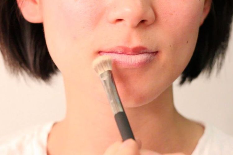 Mengenal Tinted Moisturizer: Penggunaan, Manfaat hingga Kekurangannya