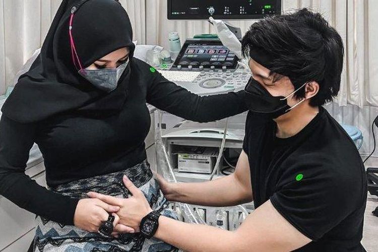 Aurel Hermansyah Ngidam Saat Hamil 4 Bulan Apa Sebenarnya Penyebab Ibu