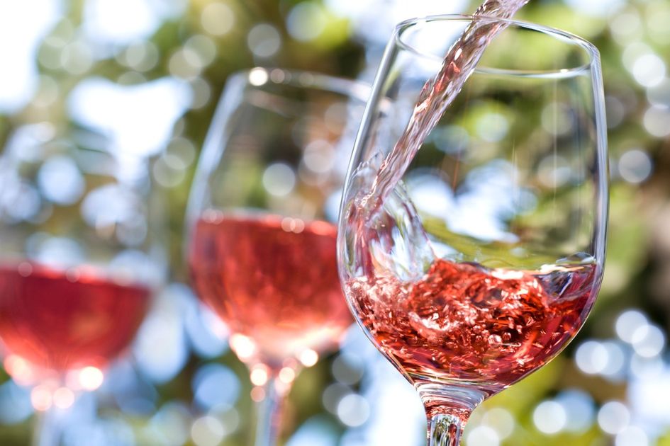 Fakta Membuktikan Sparkling Wine dan Rose Wine Bermanfaat Bagi Tubuh