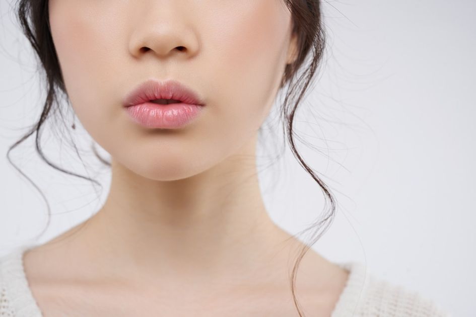 Dibalik Perubahan Warna dan Tekstur Bibir Ada Kondisi Kesehatan Ini!