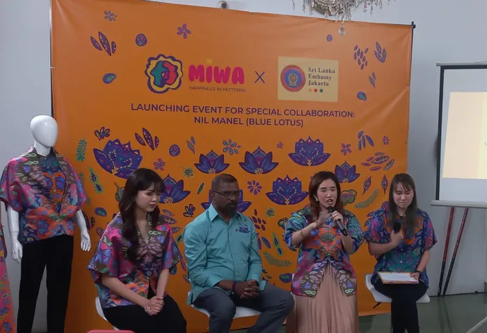 Desainer Mira Hoeng Rilis Koleksi Terinspirasi dari Bunga Nasional Sri ...