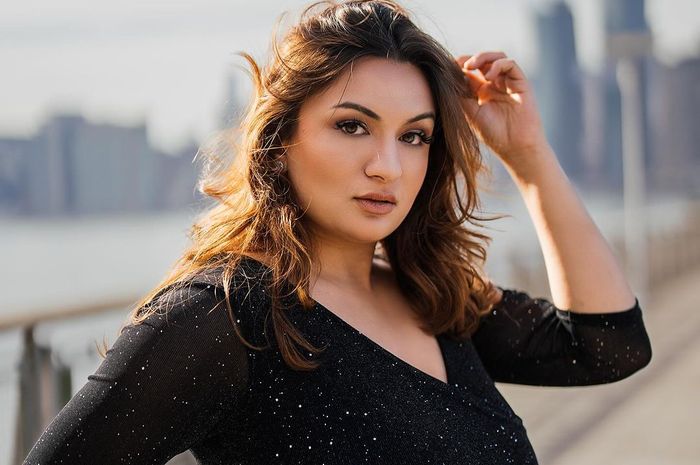 BERITA TERPOPULER LADY BOSS: Profil Jane Dipika Garret hingga Produk ...