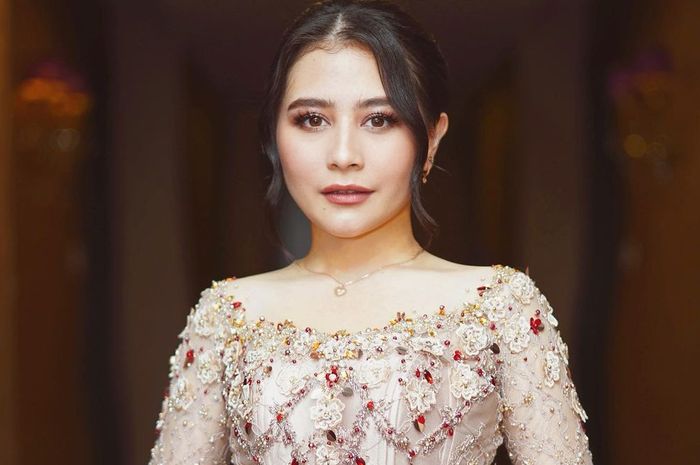 Perjalanan Karier Prilly Latuconsina, Aktris Berbakat yang Pernah Masuk Forbes 30 Under 30 Asia ...