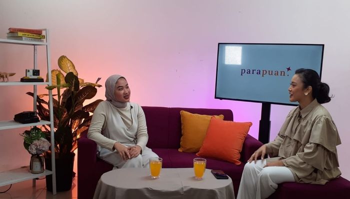 Tak Harus Mulus, Ini Cantik Versi Ratu Ghania Sang Acne Fighter - Parapuan