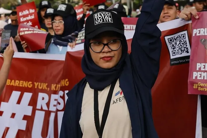 Nenden Sekar Arum SAFEnet Soroti Perbedaan Respon terhadap Korban KBGO - Parapuan