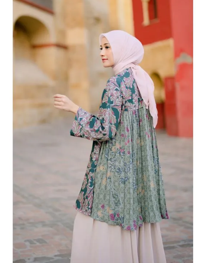 Ini Deretan Desainer yang Rilis Koleksi Idulfitri 2023, Cocok Jadi Baju ...