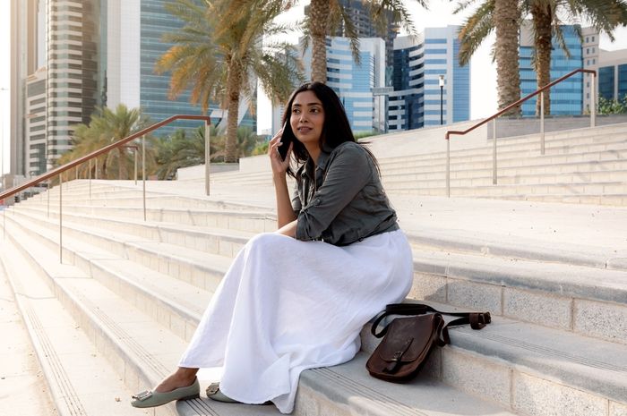 Tak Harus Pakai Abaya, Ini Aturan Berpakaian Turis Asing di Qatar ...