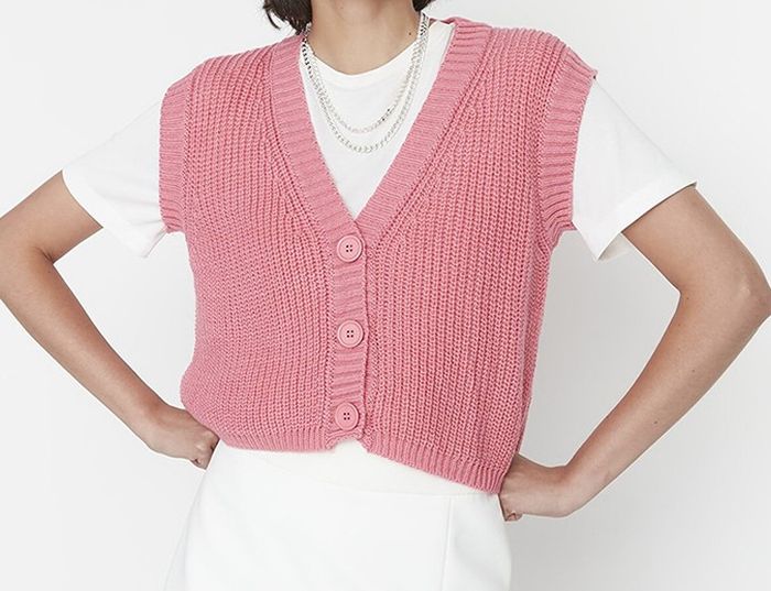 4 Rekomendasi Vest untuk Outfit ke Kantor Harga Mulai Rp90 Ribuan ...