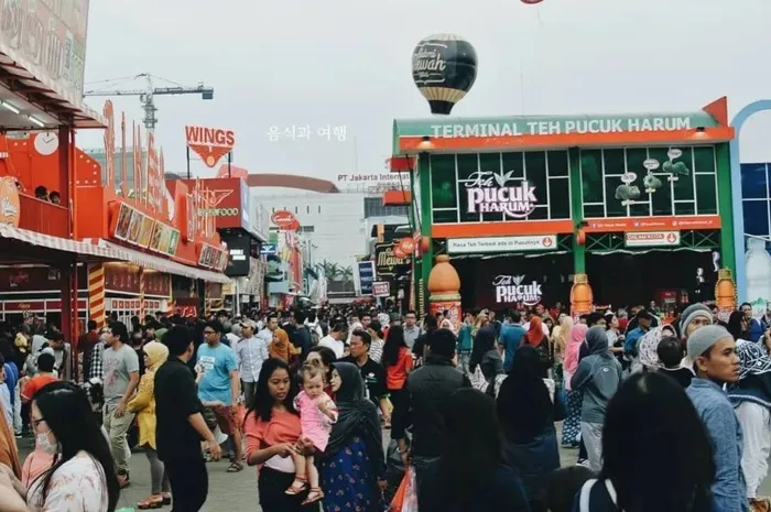 BERITA TERPOPULER TRENDING TOPIC: Jam Buka Jakarta Fair 2023 hingga Siapa Itu Ci Mehong Viral di ...