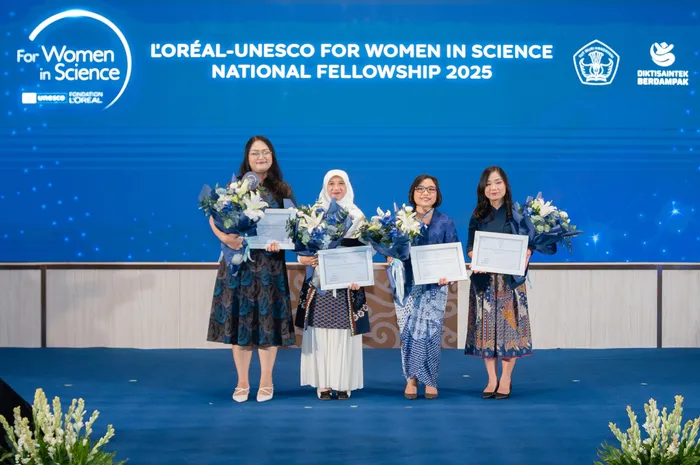 Dari Lab ke Dunia Nyata, 4 Ilmuwan Perempuan Ini Raih Penghargaan ...