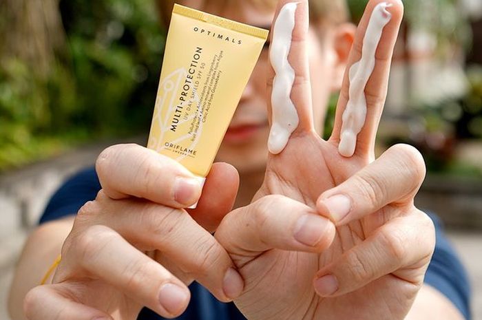 Optimals Multi-Protection UV Shield SPF 50, Lindungi Kulit dari Sinar ...