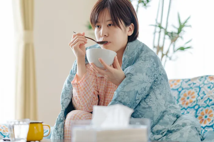 6 Makanan dan Minuman yang Tak Boleh Dikonsumsi Saat sedang Flu - Parapuan