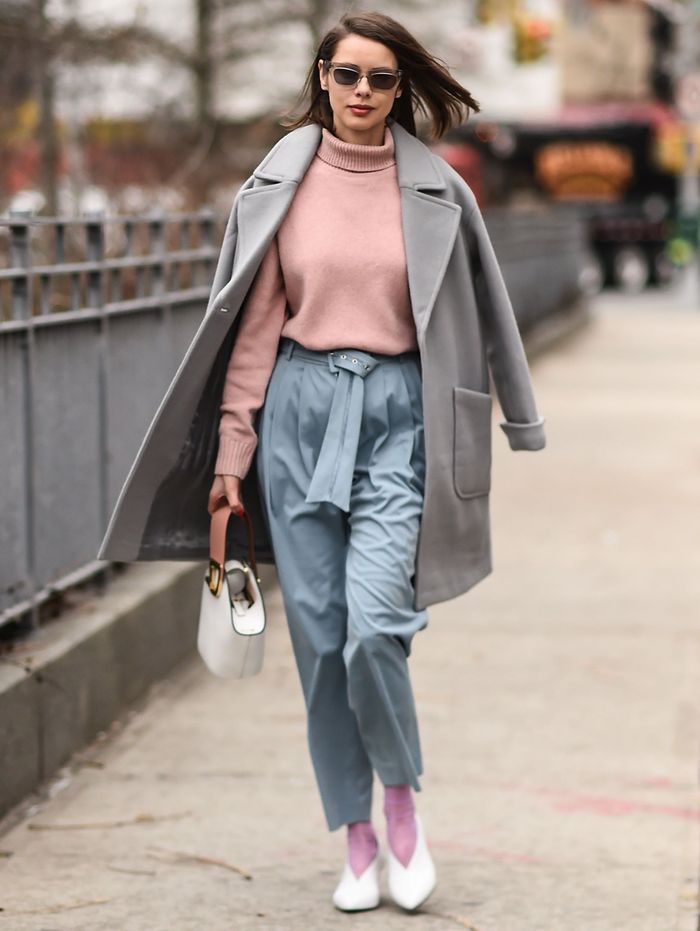 Stylish! 9 Kombinasi Warna Timeless Ini Akan Buatmu jadi Pusat ...