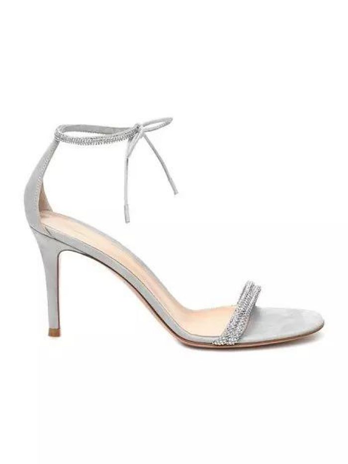 Cocok untuk Ragam Acara, Ini 5 Jenis High Heels yang Harus Dimiliki ...