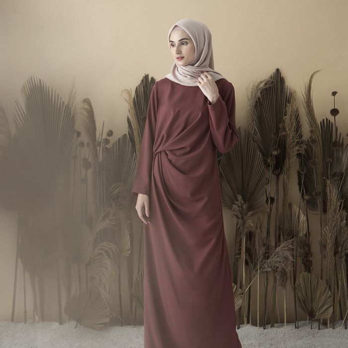 Stylish dan Sopan, Ini 5 Rekomendasi Baju Kondangan Gamis di Shopee - Parapuan
