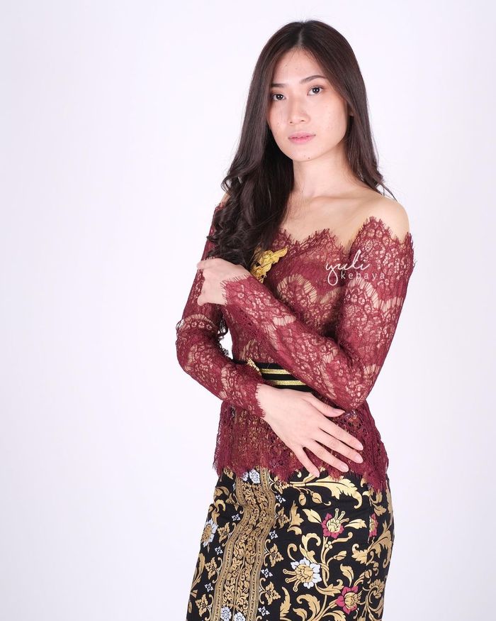 Ini Rekomendasi Kebaya Merah yang Bisa untuk Wisuda atau Baju Kondangan ... Ini Rekomendasi Kebaya Merah yang Bisa untuk Wisuda atau Baju Kondangan ...