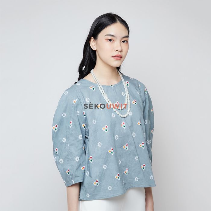 Rekomendasi Blouse Lengan Panjang untuk Dipakai saat Ramadan 2023 ...