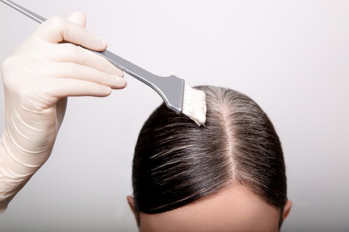 Ini 5 Rekomendasi Cat Rambut Halal yang Bisa Dipakai di Rumah - Parapuan