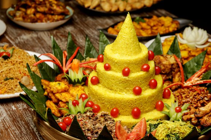 7 Hidangan Nasi Khas Indonesia, Mulai Nasi Tumpeng hingga Nasi Krawu ...