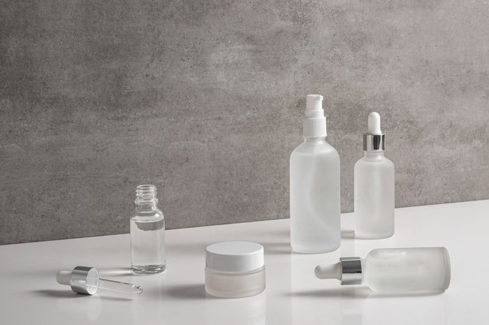 Rekomendasi Skincare Viral di TikTok dengan Kandungan Saffron - Parapuan