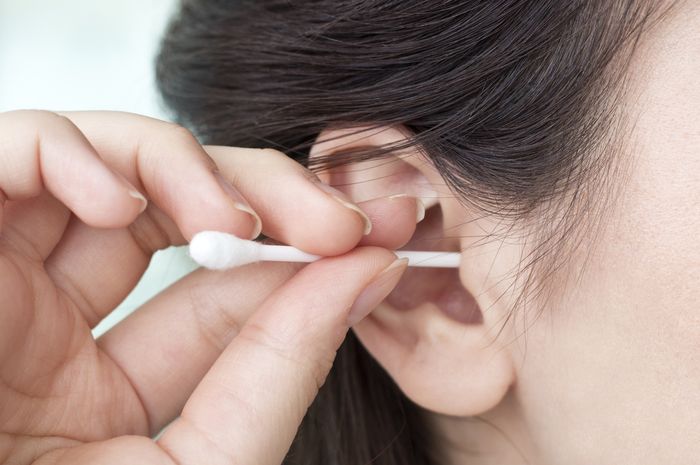 Bolehkah Bersihkan Telinga Pakai Cotton Bud? Ini Penjelasan Dokter THT ... Bolehkah Bersihkan Telinga Pakai Cotton Bud? Ini Penjelasan Dokter THT ...